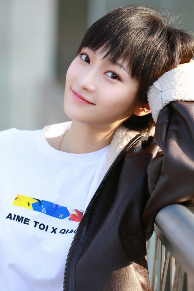 Artist - 顾靖 JING GU : 长信传媒 GHY Culture & Media